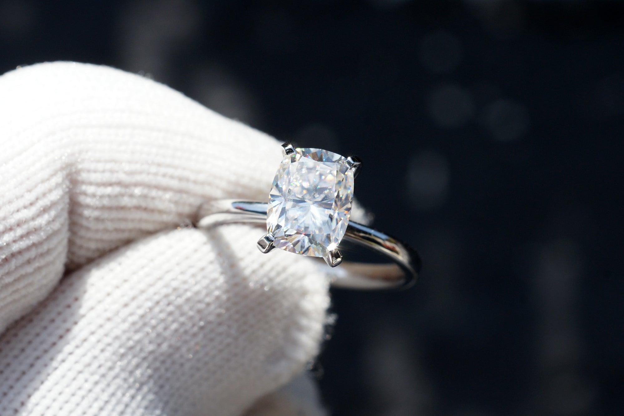 18k white gold cushion moissanite solitaire engagement ring 8x6mm - 1.66ct