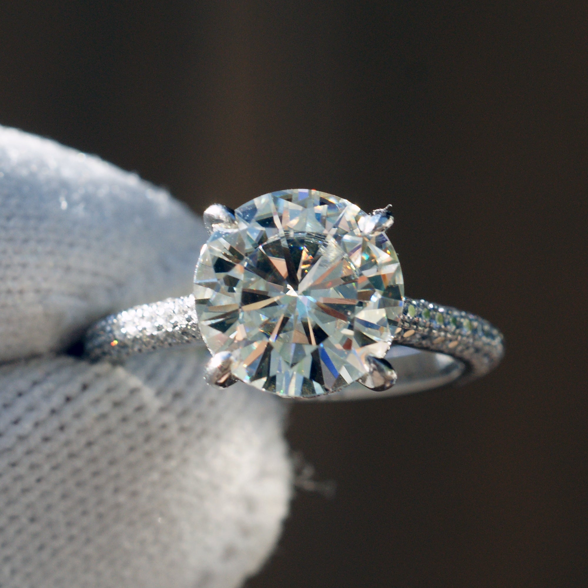 The Starlight Round Moissanite Ring 9.5mm