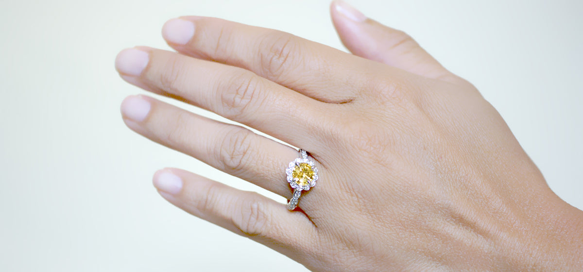 The Scallop Round Yellow Sapphire Diamond Halo Scallop Setting